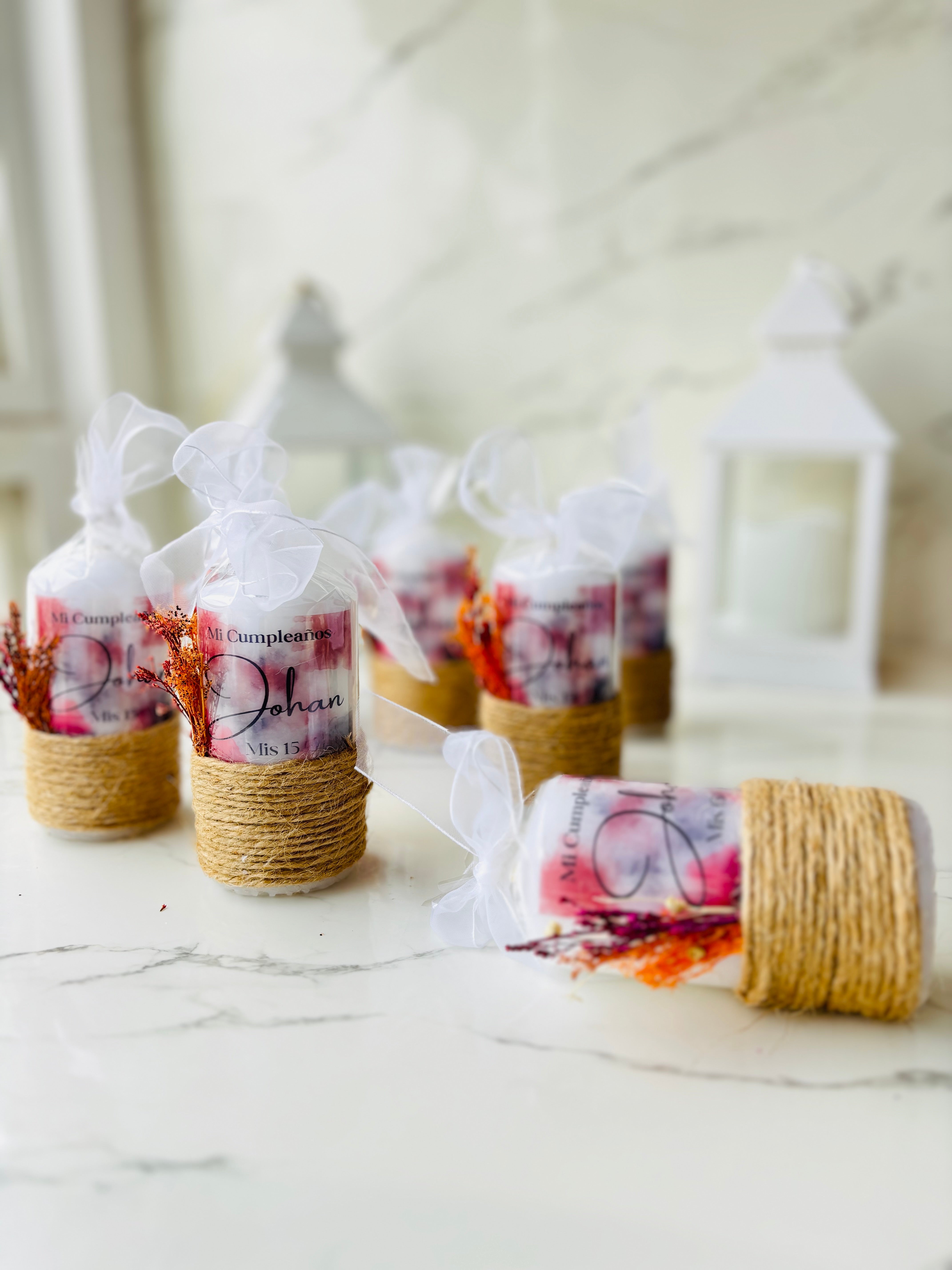 Vela 10 cm de alto x 5 de diámetro souvenir cumpleaños – Velas López